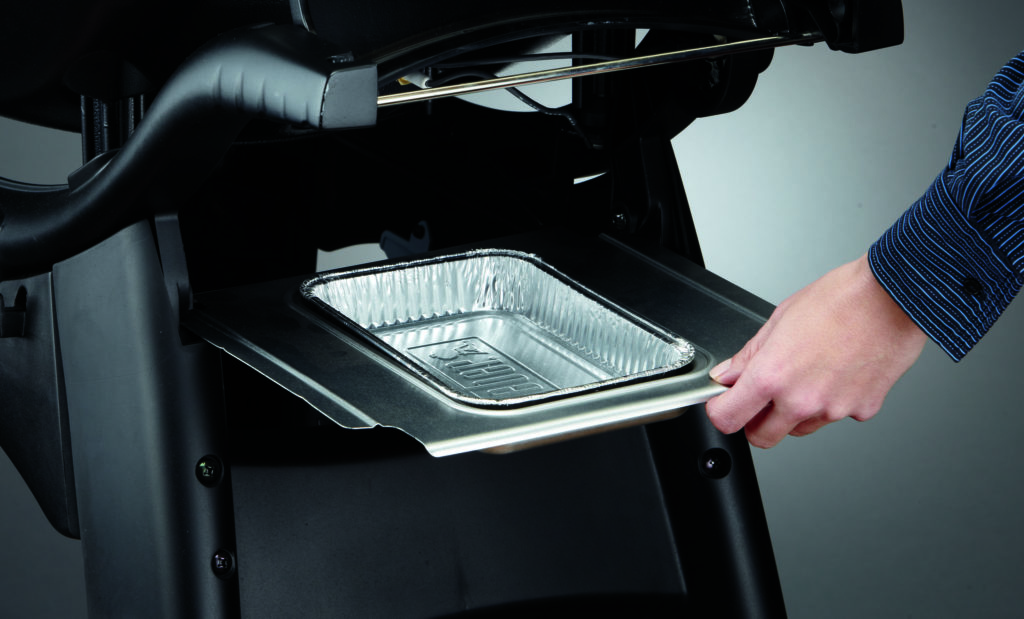 WEBER FAMILY Q PREMIUM TITANIUM - Barbeques.com.au